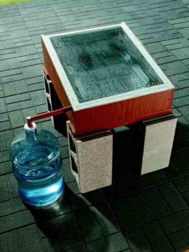 How to Make a Solar Water Distiller: DIY Solar Projects – Mother Earth News